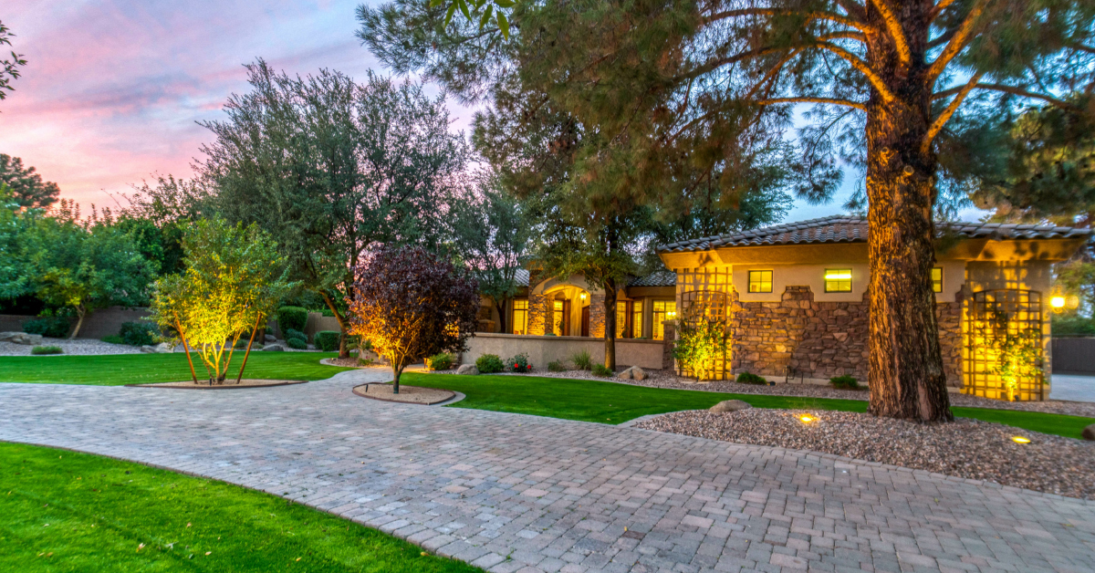 Front Yard Landscaping Trends for Pennsylvania Homes